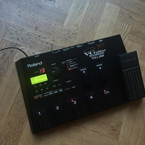 Roland VG-88 v2 med GK2A + elgitarr | Blocket