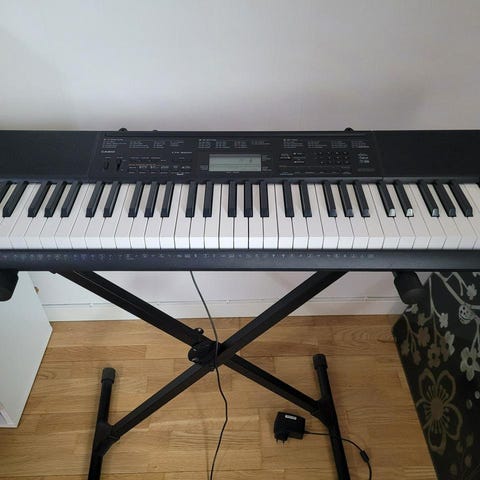 Casio CT-X700 keyboard | Blocket