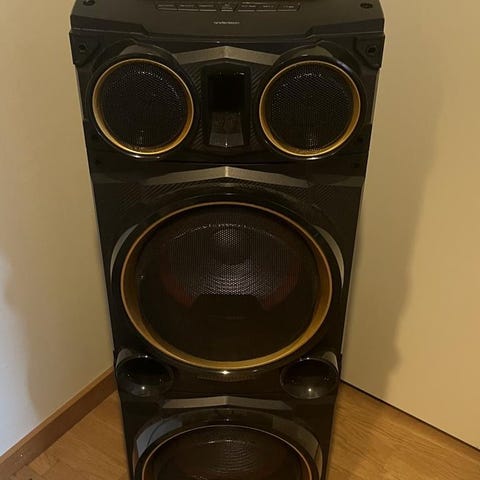 Högtalare - Led - Bluetooth | Blocket