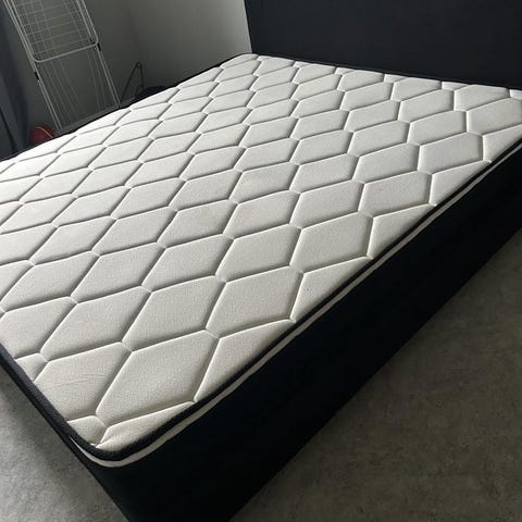 Kontinental säng | Blocket