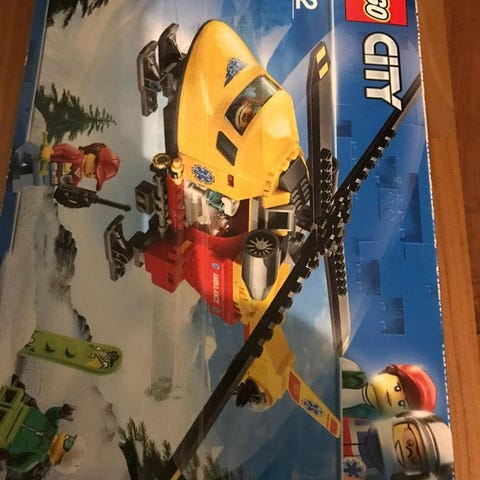 LEGO City 60213 Eldsvåda i hamnen – komplett | Blocket