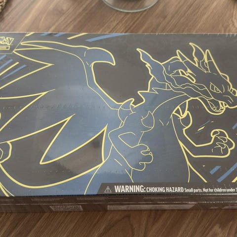 Pokemon: Pokemon 151 UPC - Ultra Premium Collection | Blocket