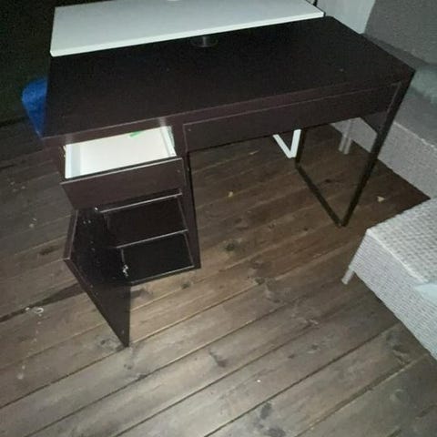 Skrivbord och stol | Blocket