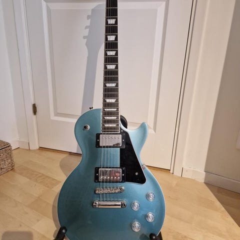 Caparison Dellinger | Blocket