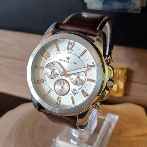 Nixon "Golden" The Ticket – Herrklocka i rostfritt stål | Blocket