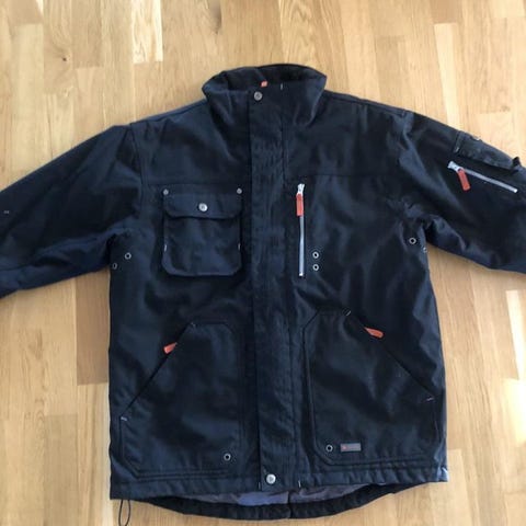 Warp fodrad vinterjacka | Blocket