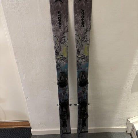 Atomic Bent Junior 140cm | Blocket