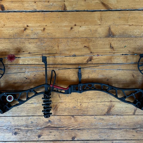 Compound båge bowtec assasin | Blocket