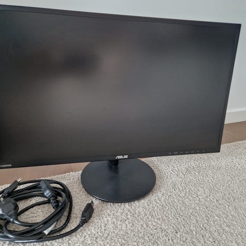 ASUS VE247 - Full HD Datorskärm med inbyggd högtalare | Blocket