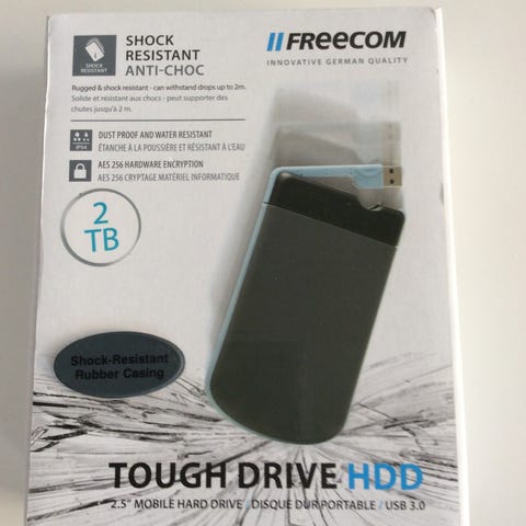 WD Elements 2TB extern hårddisk – 2 st, knappt använda | Blocket