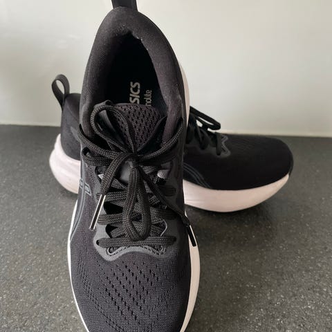 Asics Novablast 4 | Blocket