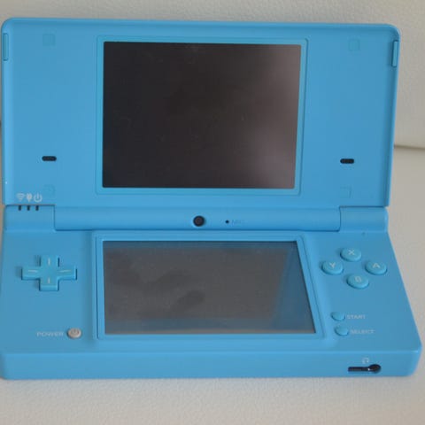 Nyrenoverad Nintendo DS lite. | Blocket