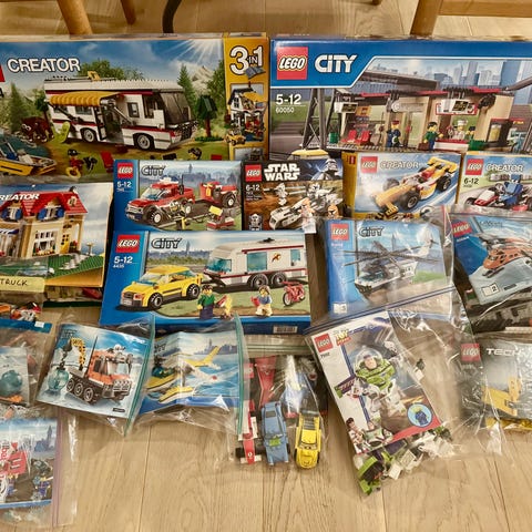 Flera fina Lego City byggsatser i ett stort paket | Blocket