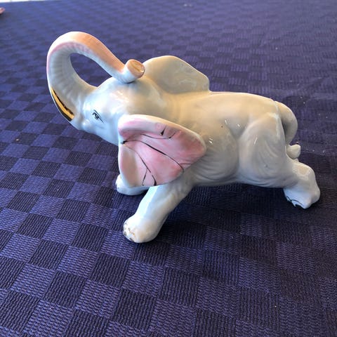 Hästhuvud skulptur i keramik | Blocket