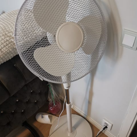 NY Aktobis Golvfläkt WDH-FF60M | Blocket