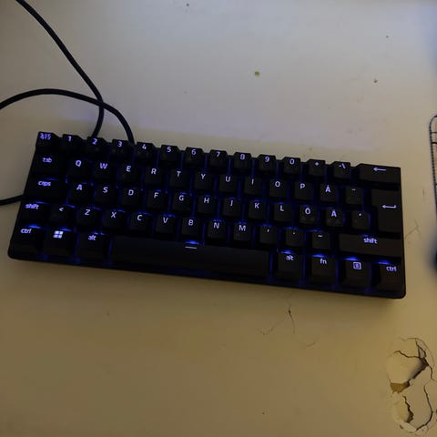 Razer Huntsman V3 Pro TKL – Analogt gamingtangentbord | Blocket