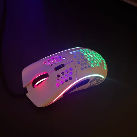 Glorious Model O2 mini wireless- Gamingmus vit | Blocket