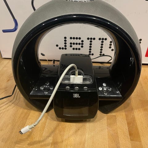 JBL In wall högtalare | Blocket