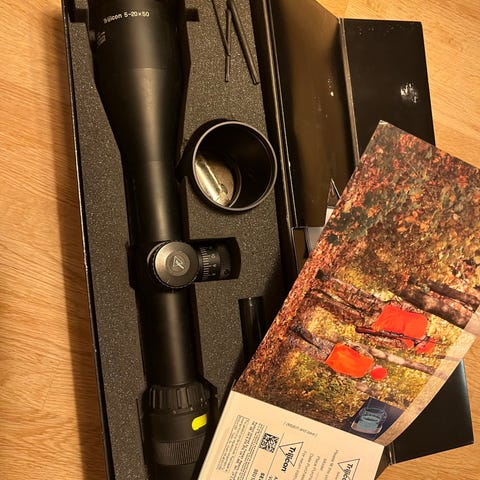 Trijicon 1-4x24 med triangeln | Blocket