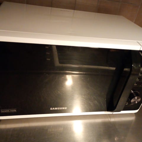 Samsung mikrovågsugn vit | Blocket