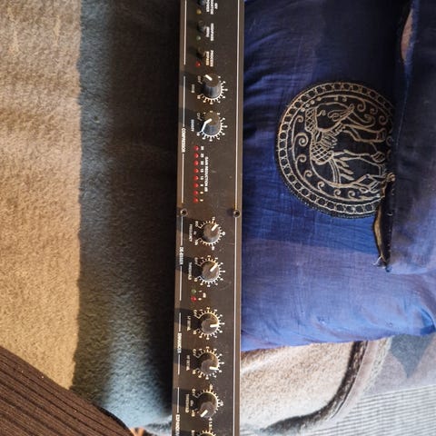 SSL XLogic Alpha VHD Preamp | Blocket