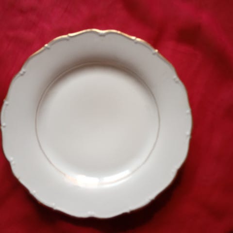 6 nya tallrikar från Modern House | Blocket