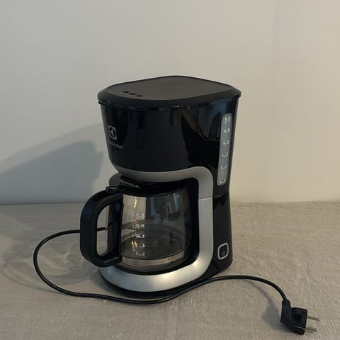 Electrolux kaffebryggare svart med glaskanna | Blocket