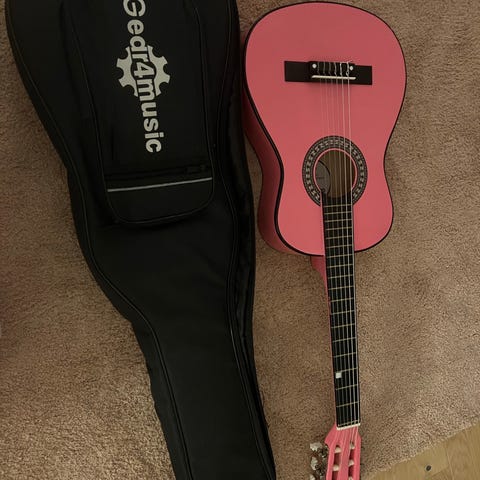 Gitarr Guvnor GC102-RD röd - barnstorlek | Blocket