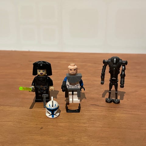 Lego star wars count dooku 2013 ifrån duel on geonosis | Blocket