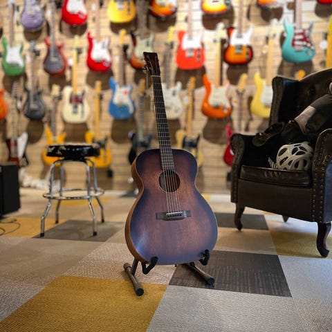 K&M 16240 Guitar Wall Mount | Blocket