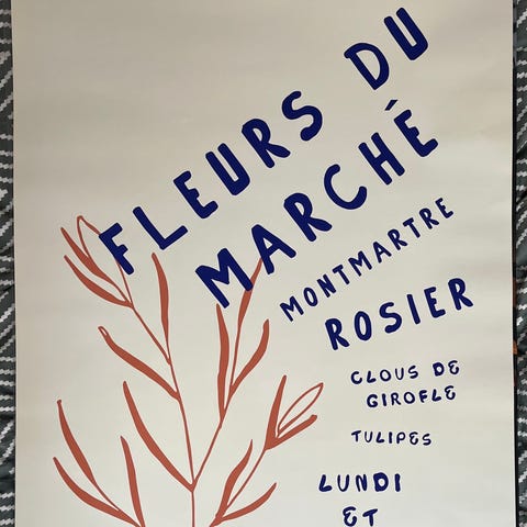 Poster + guldig ram från Desenio | Blocket