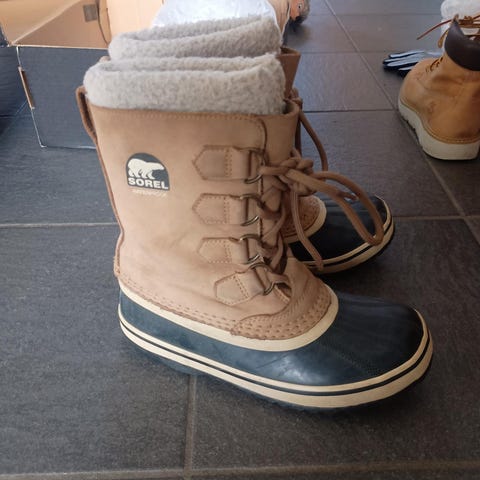 Oanvända vinterkängor från Sorel | Blocket