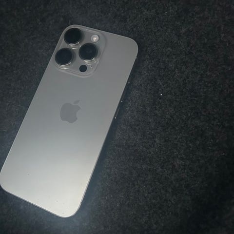 iphone 16 Pro 128gb vit nyskick | Blocket