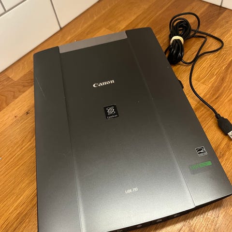 non CanoScan LiDE 110 – Scanner i bra skick | Blocket
