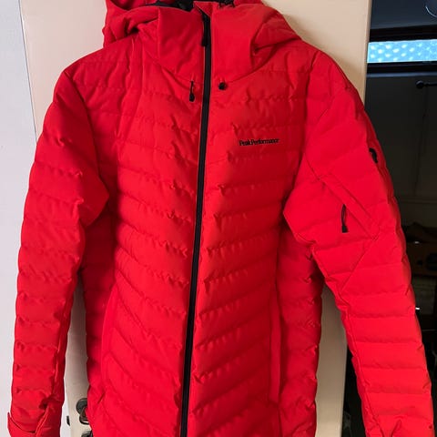 Peak Performance Down Ski Jacket (Men size L) | Blocket