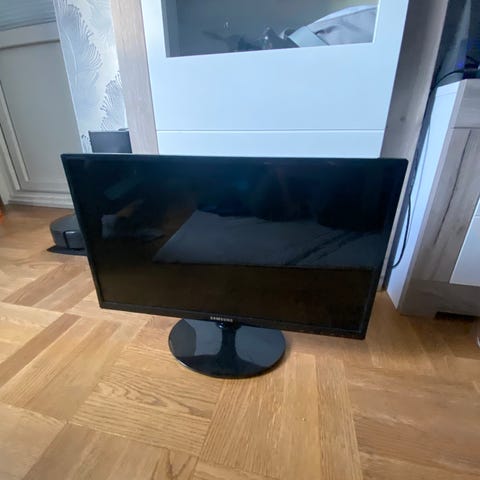 HP E24 G4 – 24” IPS-skärm | Blocket