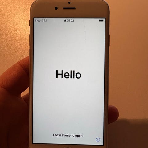 Apple iPhone 3G Komplett med laddare och låda | Blocket