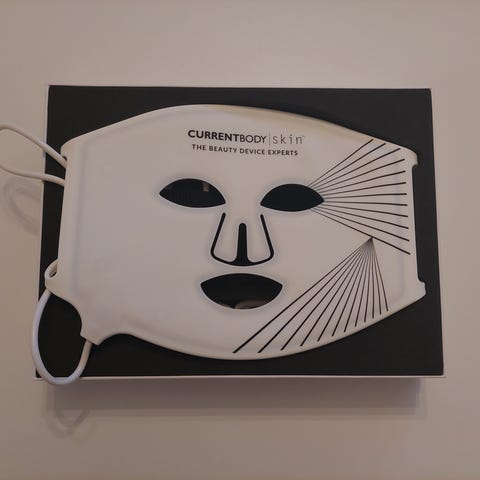 FAQ 202 LED-ansiktsmask med resväska | Blocket