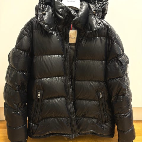 Moncler Maya Jacka | Blocket