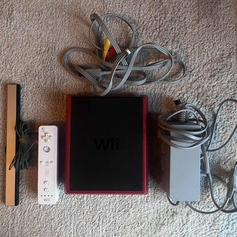 Nintendo Wii Mini Spelkonsol Röd | Blocket