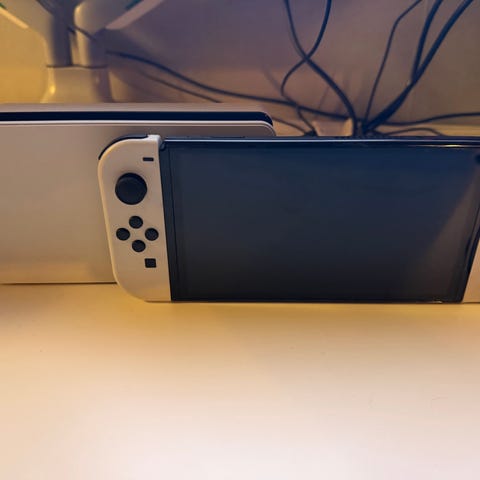 Nintendo Switch V2 (Inköpt 2022) | Blocket