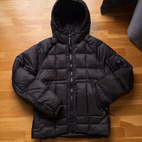 Stor Keps-Samling från Kända Märken | Blocket