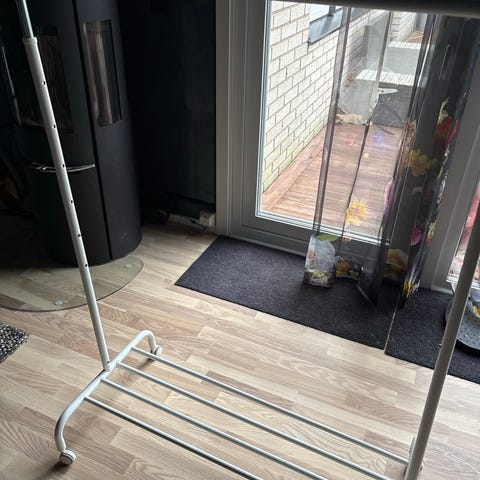 IKEA förvarings stativ med trådkorgar vit | Blocket