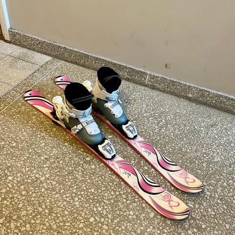 Skidor barn 88cm K2 Luv Bug | Blocket