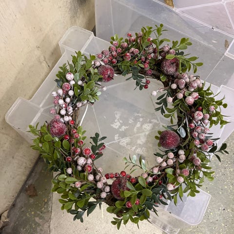 Julkrans med gran och tomte | Blocket