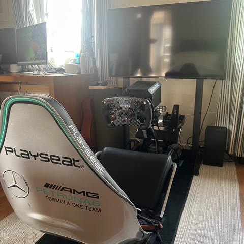 Fanatec simrig 8Nm, F1 ratt, LoadCell pedaler och stol | Blocket