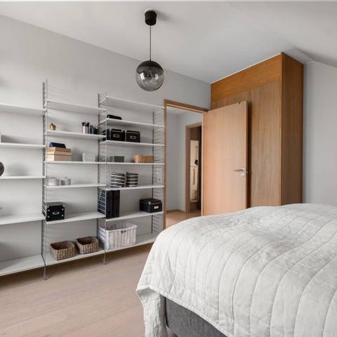 Stringhylla valnöt skrivbordsskiva x2 | Blocket