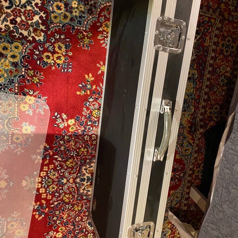 Fynda! Elgitarr Gould inkl mjukcase perfekt för nybörjare | Blocket