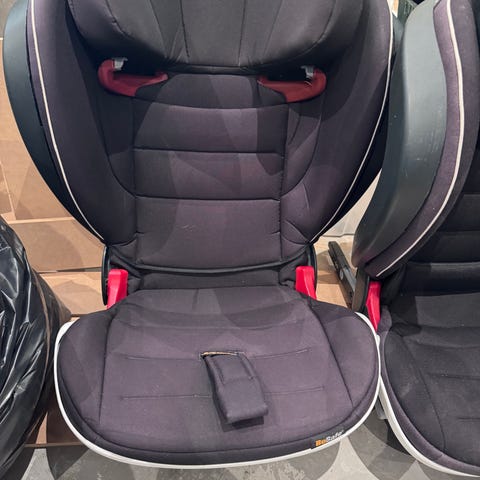 BeSafe iZi Flex fix I-size 100-150 cm | Blocket