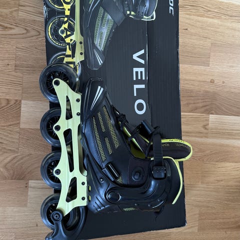 CCM Inlines (Roller skates) storlek 45 svart | Blocket